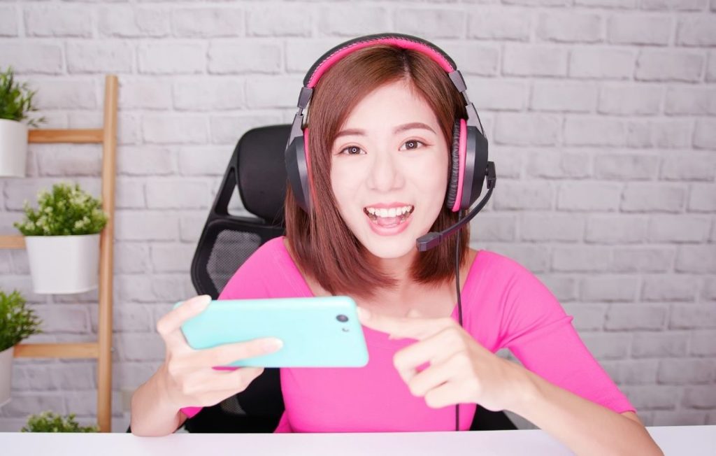 An Ultimate Guide On How To Make And Sell Merch For Creators